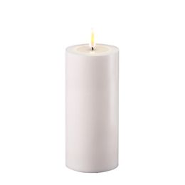 Deluxe Homeart LED Real Flame Outdoor Stumpenkerze wei&szlig; &Oslash;7,5 x H15cm, weiss skandinavische Deko Online Shop