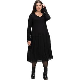 sheego Damen Strickkleid mit plissiertem Chiffonrock schwarz Gr&ouml;&szlig;e 52