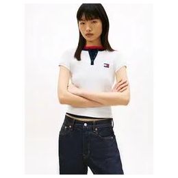 Tommy Hilfiger Henleyshirt TOMMY JEANS "TJW SLIM HENLEY BADGE SS TEE", Damen, Gr. M (38), ecru, Single Jersey, Obermaterial: 95% Baumwolle, 5% Elasthan, unifarben mit Farbeinsatz, slim fit h&uuml;ftlang, Rundhals, Shirts, mit Kontrastdetail