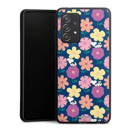 DeinDesign Galaxy A52s 5G Handy Premium Silikon H&uuml;lle Handyh&uuml;lle schwarz Case Snoopy Flowers Muster Silikon Premium Case