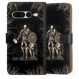 DeinDesign Google Pixel 7 Pro Handy Klapph&uuml;lle Handyh&uuml;lle aus Kunst Leder schwarz Flip Case Tv Show Designs Wikinger Vikings Sideflip mit langer Lasche