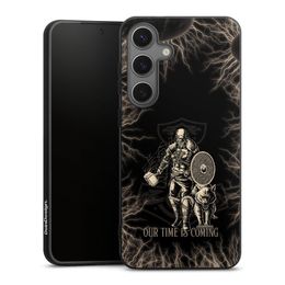 DeinDesign Galaxy S25+ Handy Premium Silikon H&uuml;lle Handyh&uuml;lle schwarz Case Tv Show Designs Wikinger Vikings Silikon Premium Case