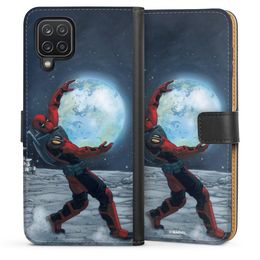 DeinDesign Galaxy A12 Handy Klapph&uuml;lle Handyh&uuml;lle aus Kunst Leder schwarz Flip Case Marvel Moon Deadpool Sideflip mit langer Lasche