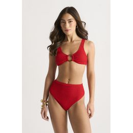 Bikini-Oberteil mit rotem, strukturiertem Ring-Detail