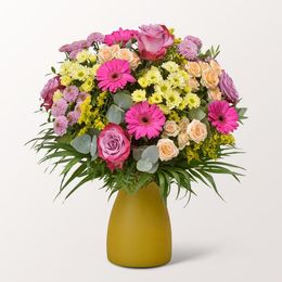 Blumenstrau&szlig; Herzfl&uuml;stern