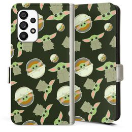 DeinDesign Galaxy A53 5G Handy Klapph&uuml;lle Handyh&uuml;lle aus Kunst Leder wei&szlig; Flip Case Official Licensed Product Baby Yoda Star Wars Muster Sideflip mit Lasche