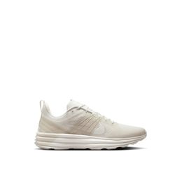 Nike Lunar Roam Sneakers