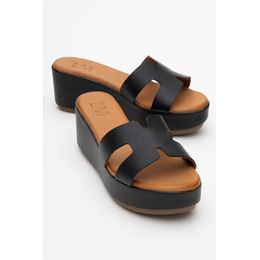 Lia Leder Plateau Sandale (Women)