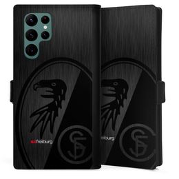 DeinDesign Galaxy S22 Ultra Handy Klapph&uuml;lle Handyh&uuml;lle aus Kunst Leder schwarz Flip Case Sc Freiburg Metallic Look Official Licensed Product Sideflip mit langer