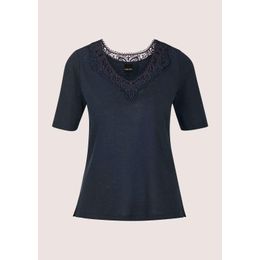 Madeleine Mode Kurzarmshirt MADELEINE "Shirt Kurzarm Leinen-Shirt mit Spitzenbesatz", Damen, Gr. 42, blau (marine), Obermaterial: 100% Leinen LI., Modern, normal, V-Ausschnitt, Shirts