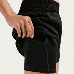 Shorts Nike "Nike One Women's Dri-FIT High-Waisted 3" 2-in-1 Shorts", Damen, Gr. XXL, N-Gr, schwarz, wei&szlig;, Obermaterial: 100% Polyester, Hosen Shorts, f&uuml;r Fitness und vielseitige Aktivit&auml;ten