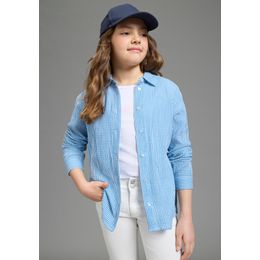 Hemdbluse Kangaroos "Musseline Bluse mit modischem Streifen", M&auml;dchen, Gr. 140, wei&szlig;, blau gestreift, Web, Obermaterial: 100% Baumwolle, bedruckt, mit Kn&ouml;pfen, Blusen Hemdbluse, f&uuml;r M&auml;dchen, Langarm mit Kn&ouml;pfen am &Auml;rmelabschluss, aus Baumwolle