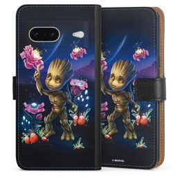 DeinDesign Google Pixel 7 Handy Klapph&uuml;lle Handyh&uuml;lle aus Kunst Leder schwarz Flip Case Baby Groot Marvel Guardians Of The Galaxy Sideflip mit langer Lasche