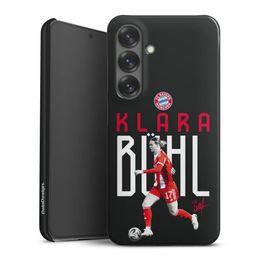 DeinDesign Galaxy S25 Handy Premium Case Smartphone Handyh&uuml;lle Schutzh&uuml;lle gl&auml;nzend Fc Bayern M&uuml;nchen Klara B&uuml;hl Official Licensed Product Premium Case