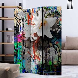 Pharao24.de Raum Trennwand bunt mit Lilien Motiv modernem Design