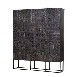 Pharao24.de Holzschrank Massivholzschrank mit Metallgriffen geschnitzt