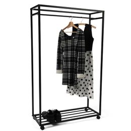 Pharao24.de Rollgarderobenst&auml;nder schwarz aus Metall modernem Design