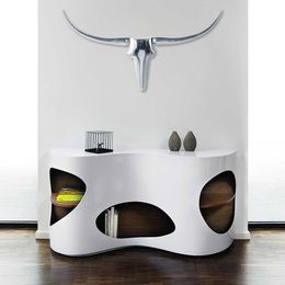 Pharao24.de Hochglanz Sideboard in Wei&szlig; und Walnussfarben furniert geschwungen