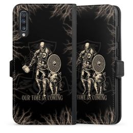 DeinDesign Galaxy A70 Handy Klapph&uuml;lle Handyh&uuml;lle aus Kunst Leder schwarz Flip Case Tv Show Designs Wikinger Vikings Sideflip mit Lasche