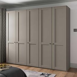 Pharao24.de Hellgrauer Kleiderschrank 250 cm breit 5 Dreht&uuml;ren