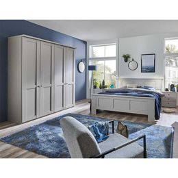 Pharao24.de Hellgraue Schlafzimmer M&ouml;bel im Landhausstil Made in Germany (vierteilig)