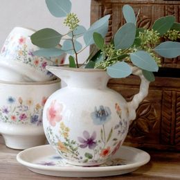 Chic Antique Fleurville Kanne mit gedrehtem Henkel 18,5 cm, &Oslash; 20,5 cm - creme skandinavische Deko Online Shop