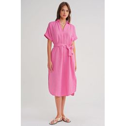 Gek&uuml;rztes Midi-Kleid mit G&uuml;rtel und kurzen &Auml;rmeln