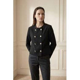Ma&szlig;geschneiderte kurz&auml;rmliche Jacke aus Tweed mit Kn&ouml;pfen