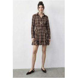 Kariertes Hemdkleid mit G&uuml;rtel