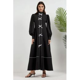 Farbenblockiertes Maxi-Kleid mit halbem Rollkragen