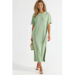 Lockeres Midi-Kleid mit Schlitz