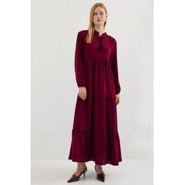 Maxikleid mit Schleifendetail