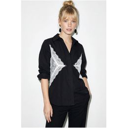 Bluse mit Spitzendetails und Knopfleiste