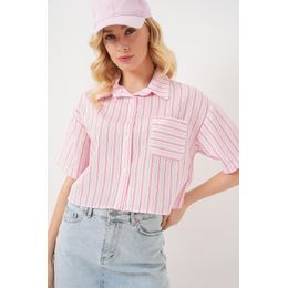 Gestreiftes Crop-Shirt mit Tasche