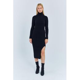Turtleneck Midi Strickkleid mit Schlitz