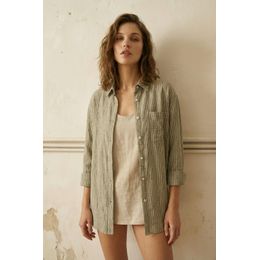 &Uuml;bergro&szlig;es gestreiftes Button-Up Hemd