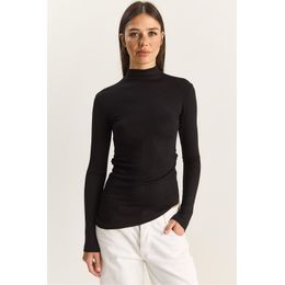 Figurbetontes Rollkragen-Longsleeve-Bluse mit R&uuml;schendetail