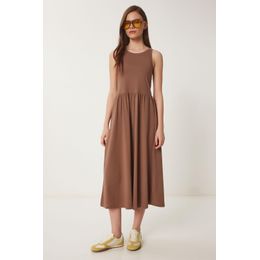 &Auml;rmelloses Midi-Kleid mit Rundhalsausschnitt