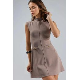 Mini-Kleid mit Stehkragen und Taschen-Details