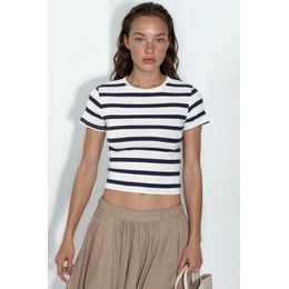 Gestreiftes Rundhals-Basic-T-Shirt