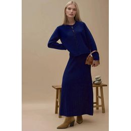 Strick-Co-Ord-Set mit Rundhals-Cardigan und ausgestelltem Rock