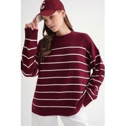 Gestreifter, l&auml;ssiger Rundkragen-Strickpullover