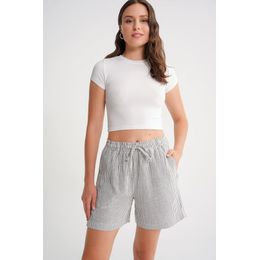 Hochtaillierte Gestreifte Weite Shorts