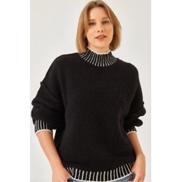 Musterierter Rollkragenpullover im lockeren Schnitt