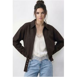 &Uuml;bergro&szlig;e Denim-Bomberjacke mit G&uuml;rtel