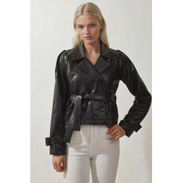 Figurbetonte Doppelreiher-Faux-Lederjacke mit Schleife