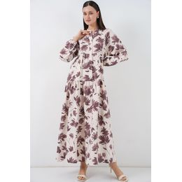 Blumiges Maxikleid mit Stehkragen und Knopfverschluss