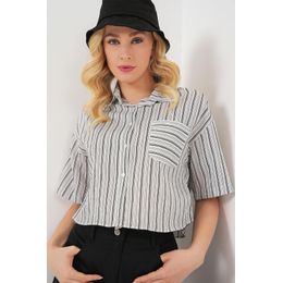 Gestreiftes Kurzarmhemd mit Tasche