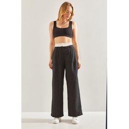 Gestreifte breite Hose mit Schleife