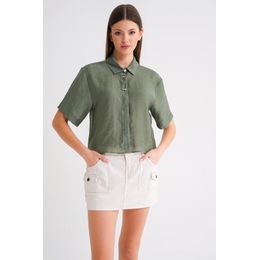 Kurzarm-Crop-Shirt mit Steinzubeh&ouml;r
